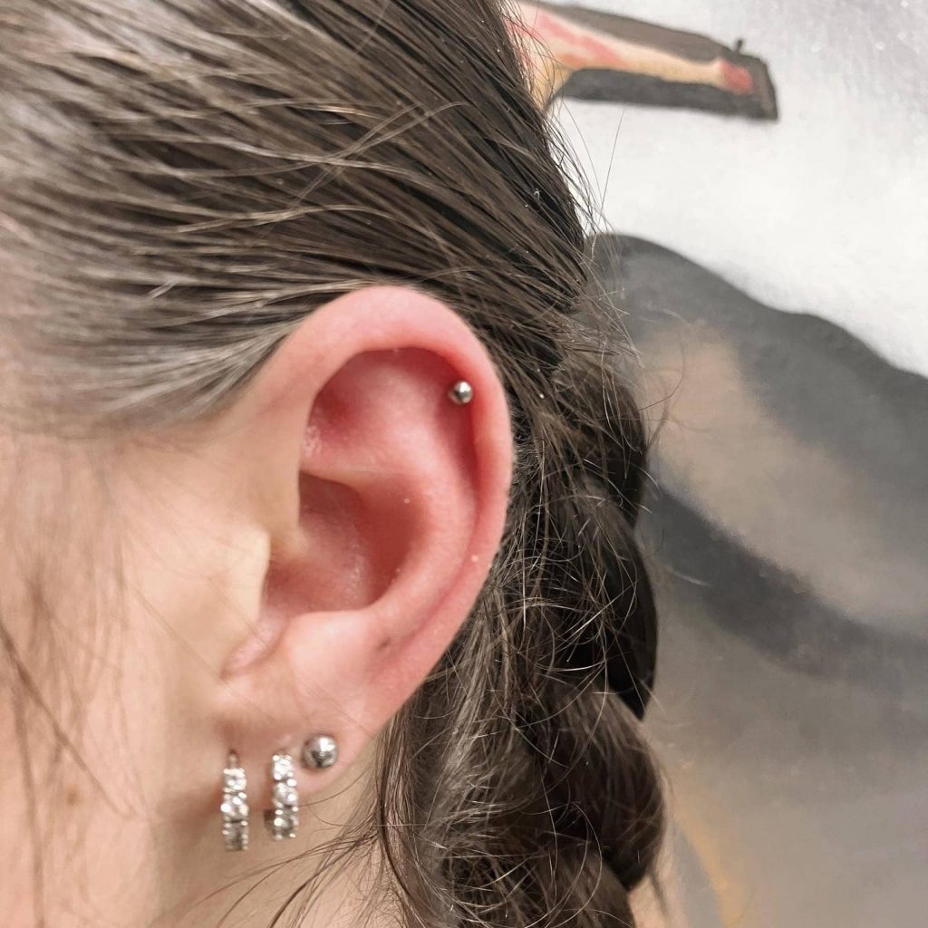 Vše, co potřebujete vědět o piercingu do ucha :: Tatéři